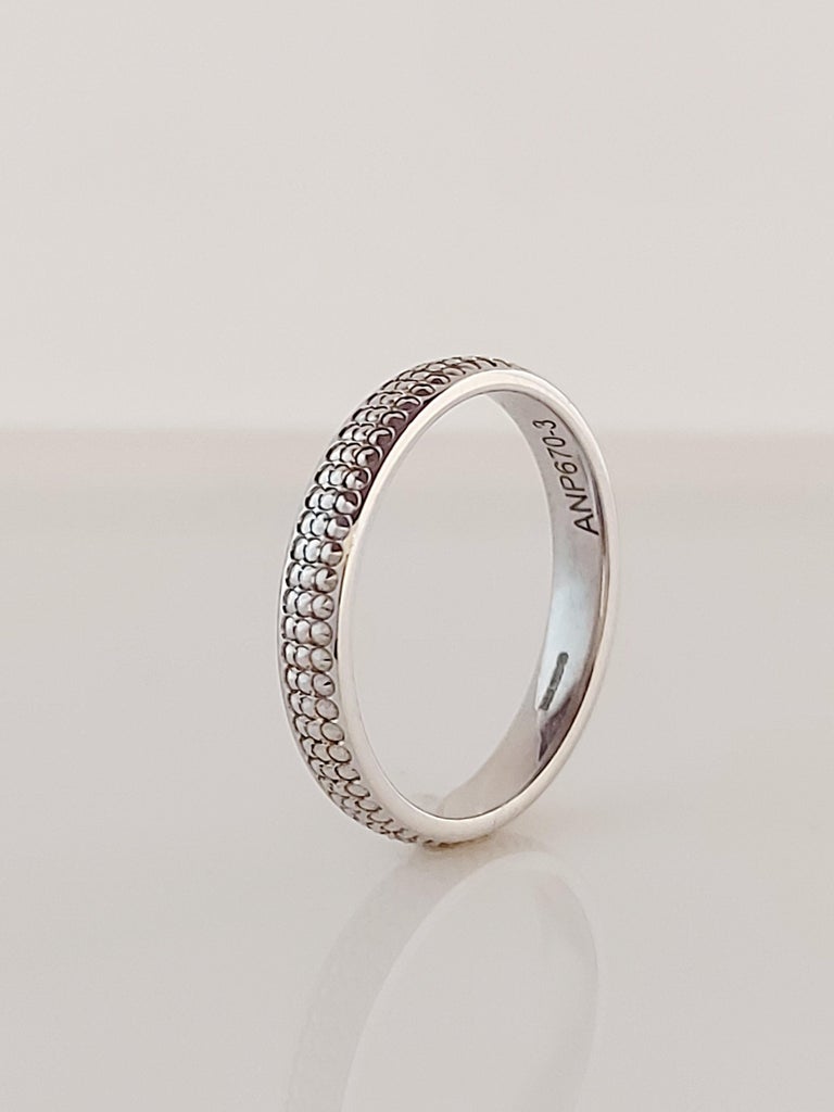 Patterned Band Ring For Sale at 1stDibs