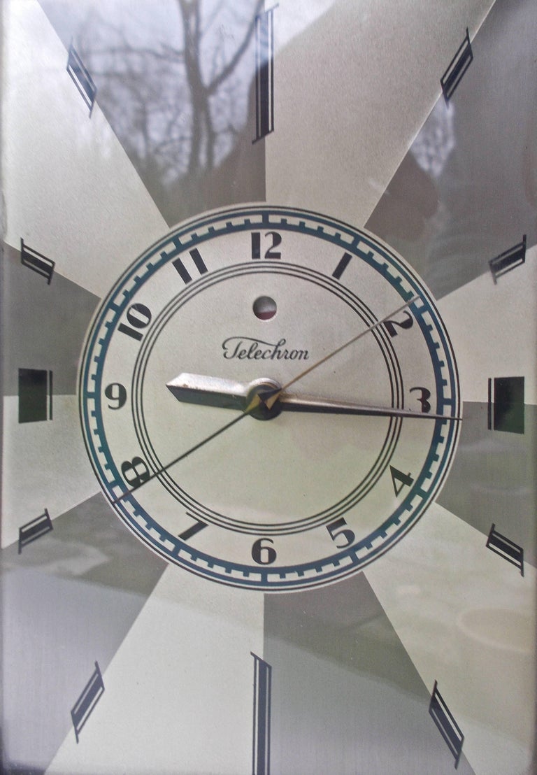Paul Frankl Telechron American Moderne Deco Clock, 1928 For Sale at 1stDibs