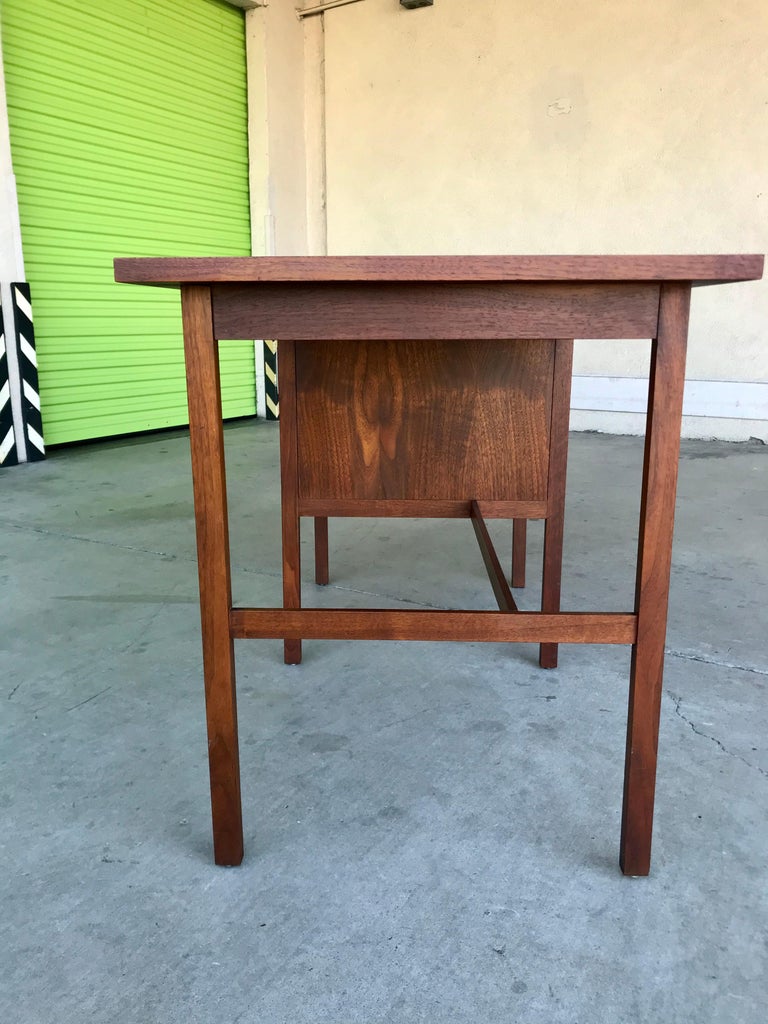 Paul McCobb Architectural 'Delineator' Desk at 1stDibs