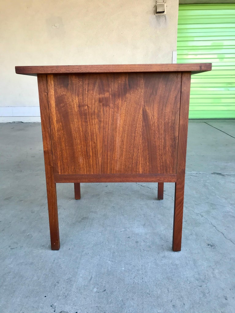 Paul McCobb Architectural 'Delineator' Desk at 1stDibs