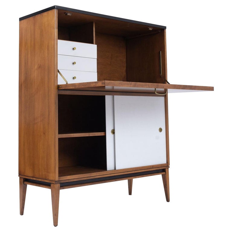 Paul McCobb Desk at 1stDibs