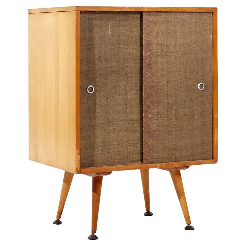Paul McCobb for Planner Group Mid Century Sliding Door Cabinet For Sale ...