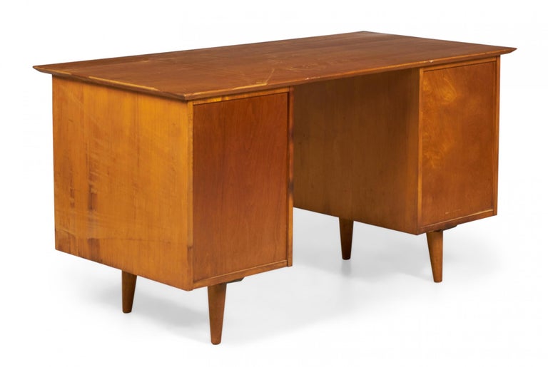 Paul McCobb for Winchendon Maple Double Pedestal Desk For Sale at 1stDibs