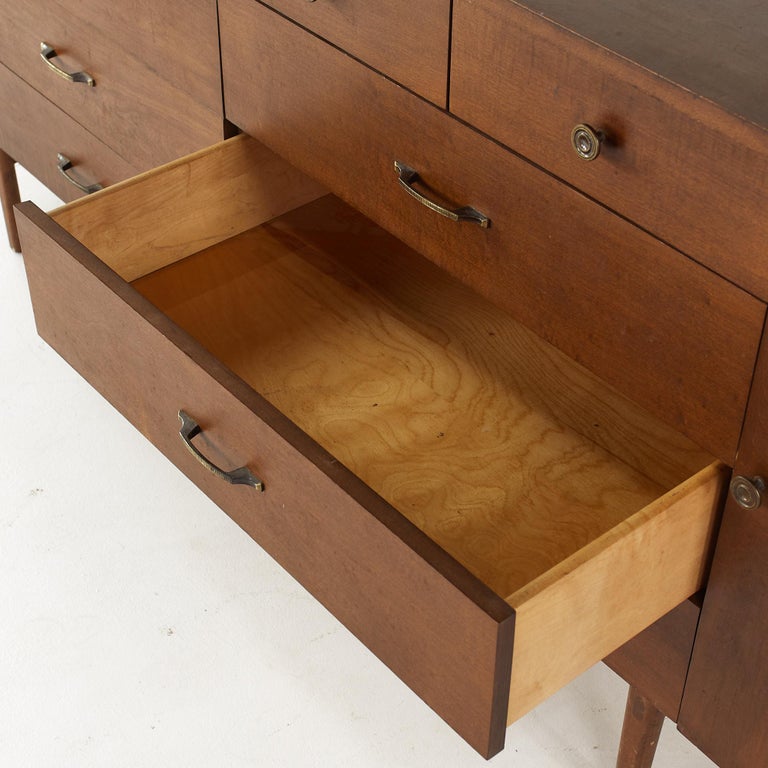 Paul McCobb Mid-Century 20 Drawer Lowboy Dresser For Sale at 1stDibs