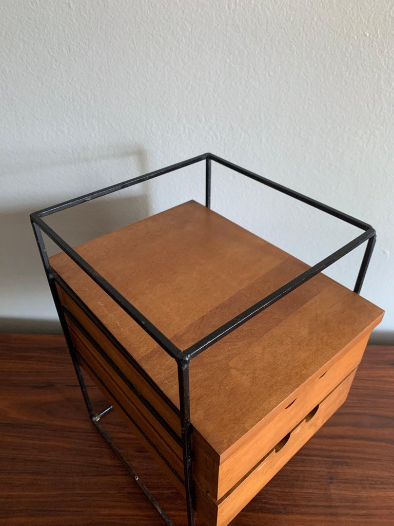 Paul McCobb Mid-Century Modern Planner Group Desk Organizer For Sale at ...