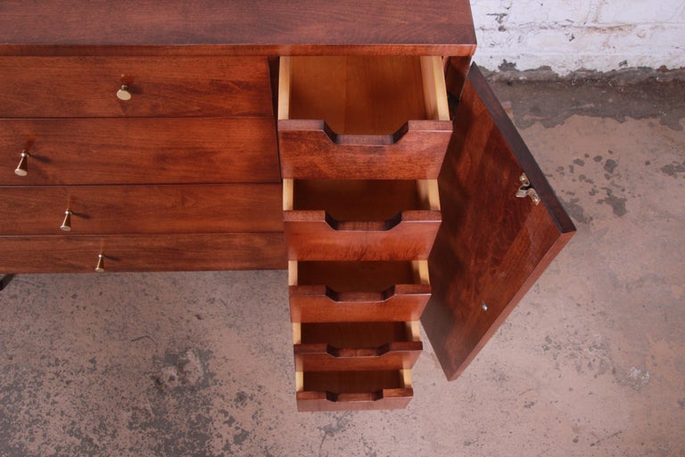 Paul McCobb Planner Group 20-Drawer Dresser or Credenza, Newly Restored ...