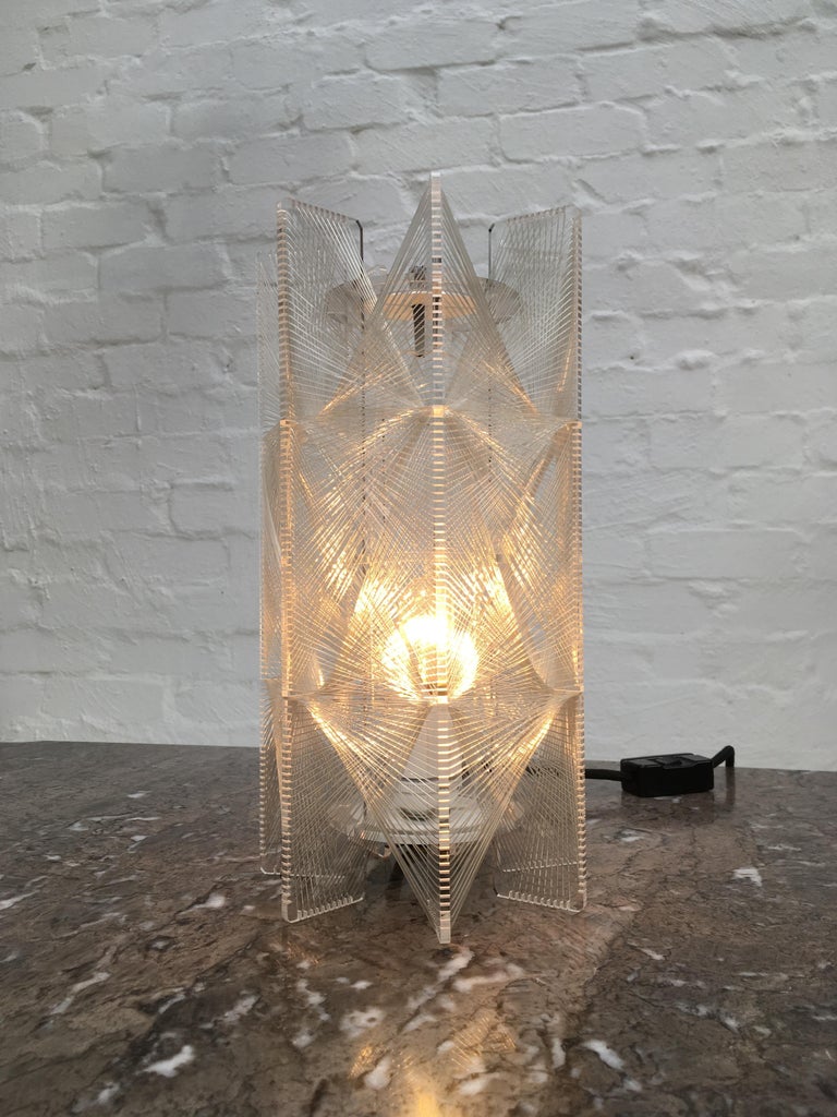Paul Secon for Sompex Lucite and Wire Space Age Table Lamp, 1960s For ...