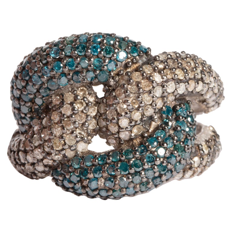 Pavé-Set Blue and White Diamond Knot Cocktail Ring For Sale at 1stDibs