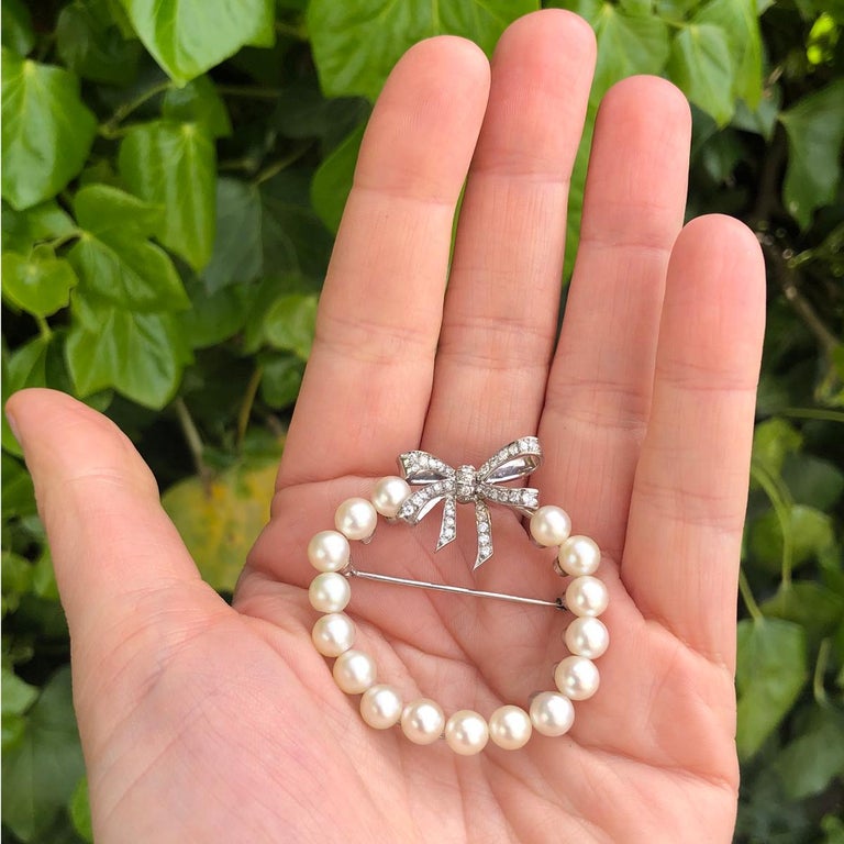 1950s Vintage Pearl and Diamond and White Gold Brooch For Sale at 1stDibs