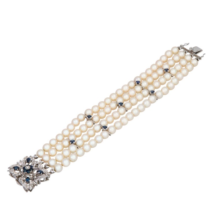 Pearl Bracelet, 4 Rows For Sale at 1stDibs