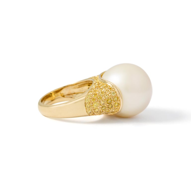 Pearl Yellow Gold Ring For Sale at 1stDibs