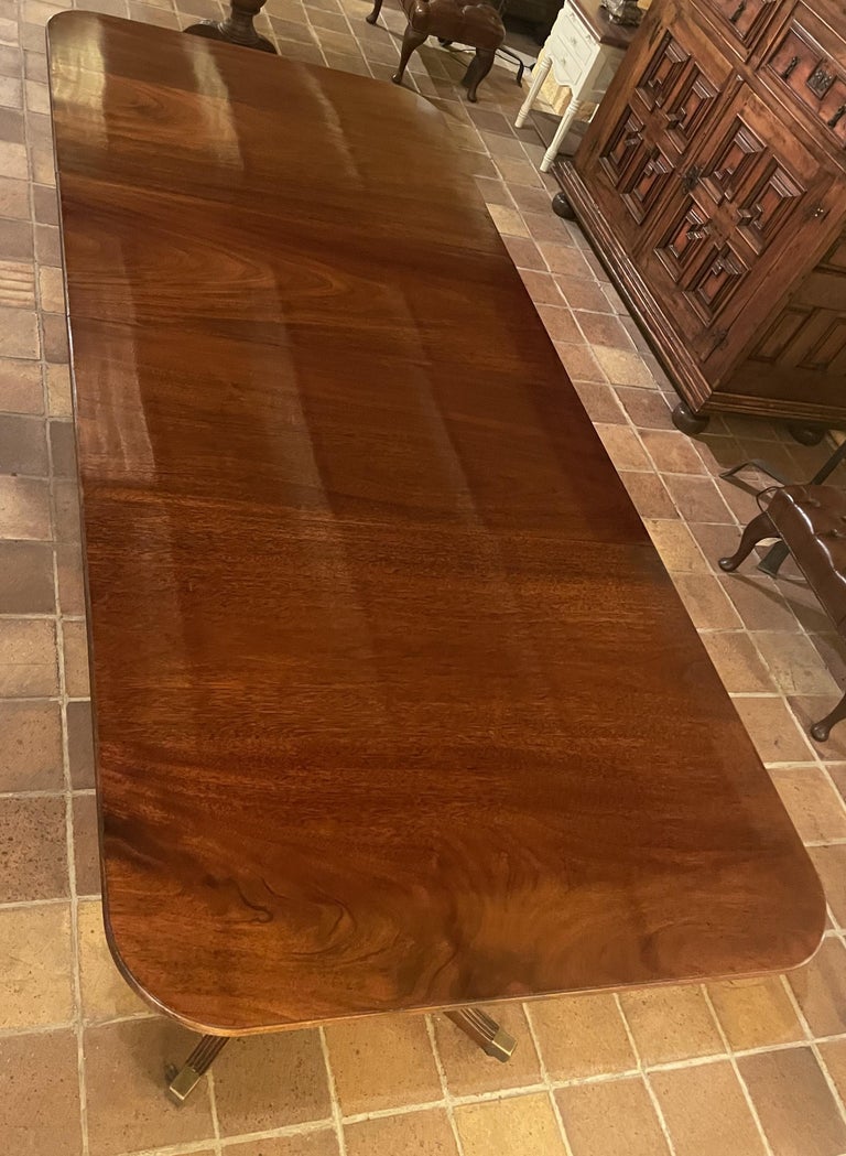 Pedestal Extendable Table in Solid Mahogany with Quadripod Legs For ...