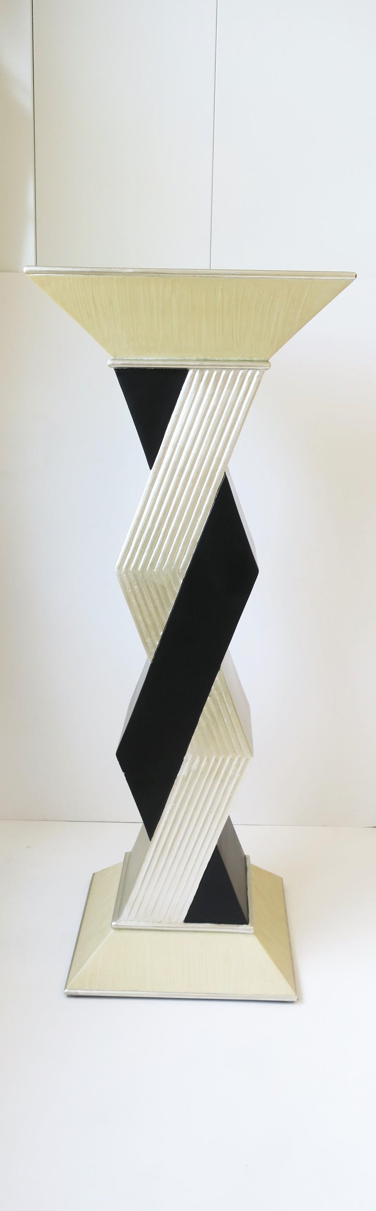 '90s Pedestal Column Pillar Stand with Zig-Zag Design at 1stDibs