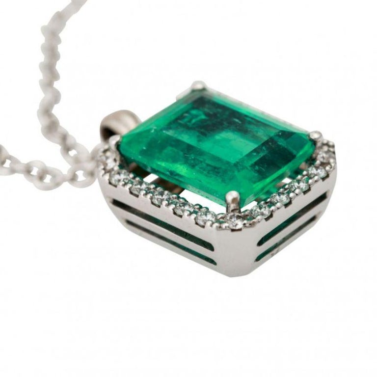 Pendant with Chain, Especially with 1 Fine Emerald of 3.16 Cts For Sale ...
