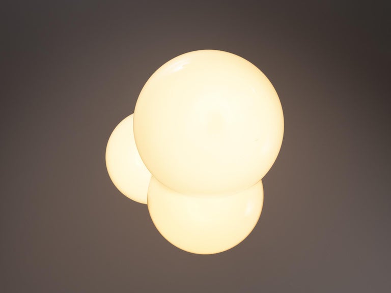 Pendant with Three Round Spheres in Glass For Sale at 1stDibs