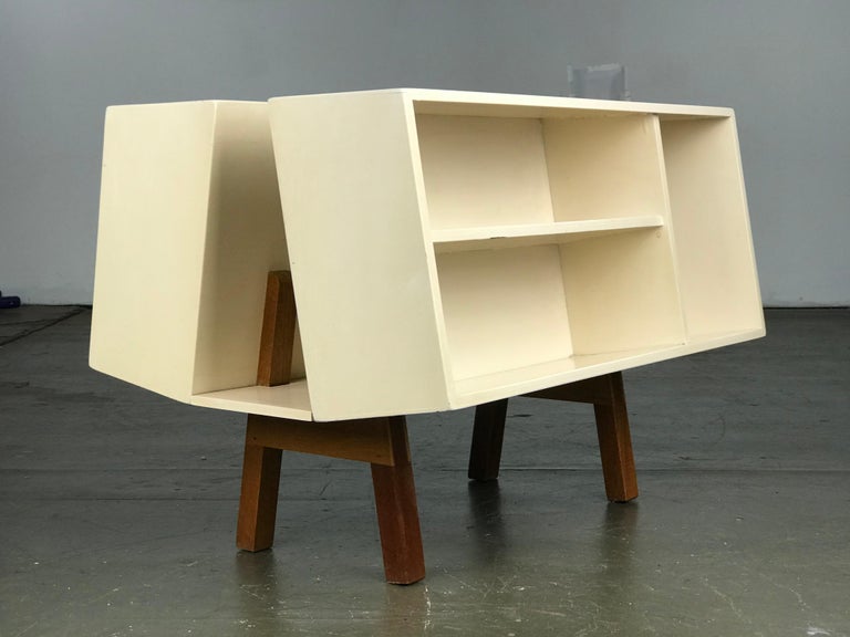 Penguin Donkey Mark II Petite Bookcase Table by Ernest Race for Isokon ...