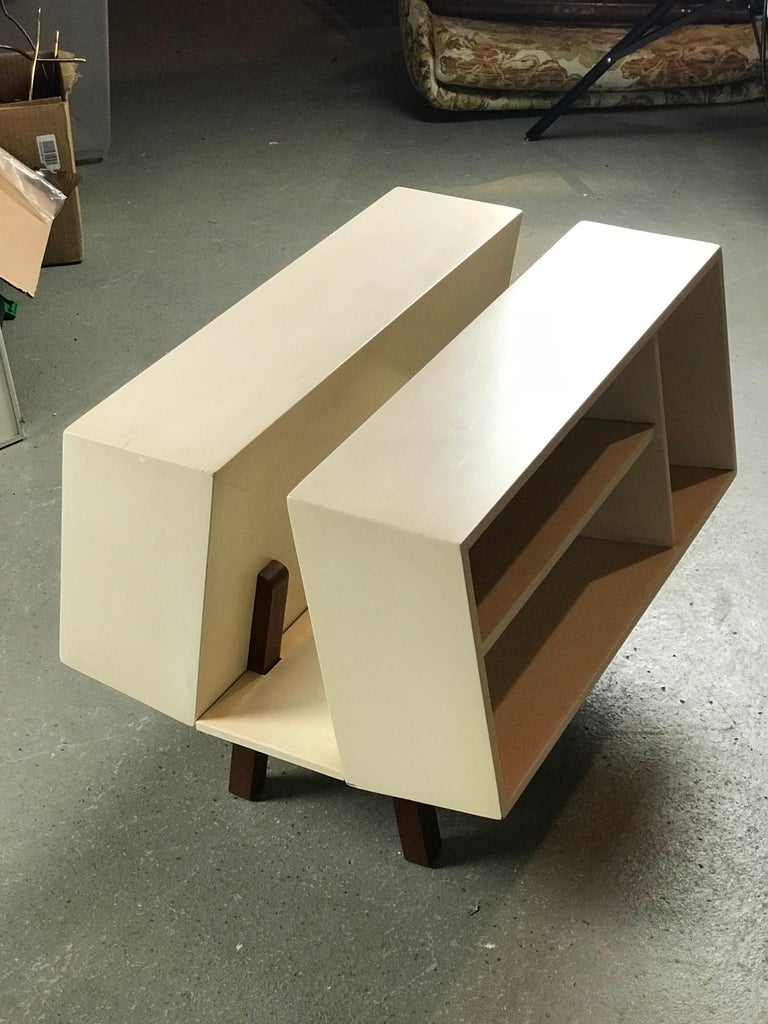 Penguin Donkey Mark II Petite Bookcase Table by Ernest Race for Isokon ...