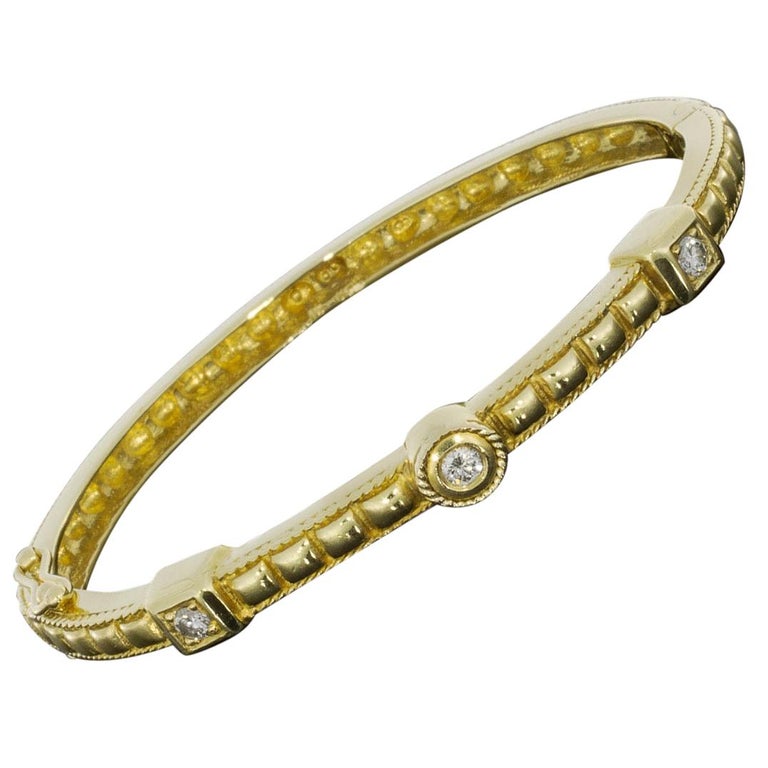 Penny Preville Yellow Gold Round Diamond Bangle Bracelet at 1stDibs
