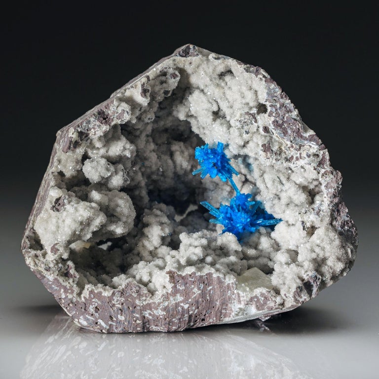 Pentagonite Mineral on Quartz from Wagholi Quarry, Maharashtra, from ...