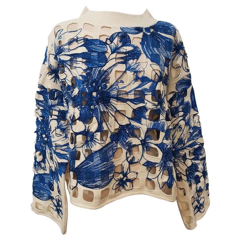 Aviù Perforated top size 42 at 1stDibs