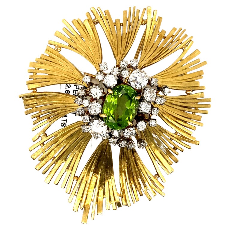 Peridot and Diamond Gold Brooch For Sale at 1stDibs