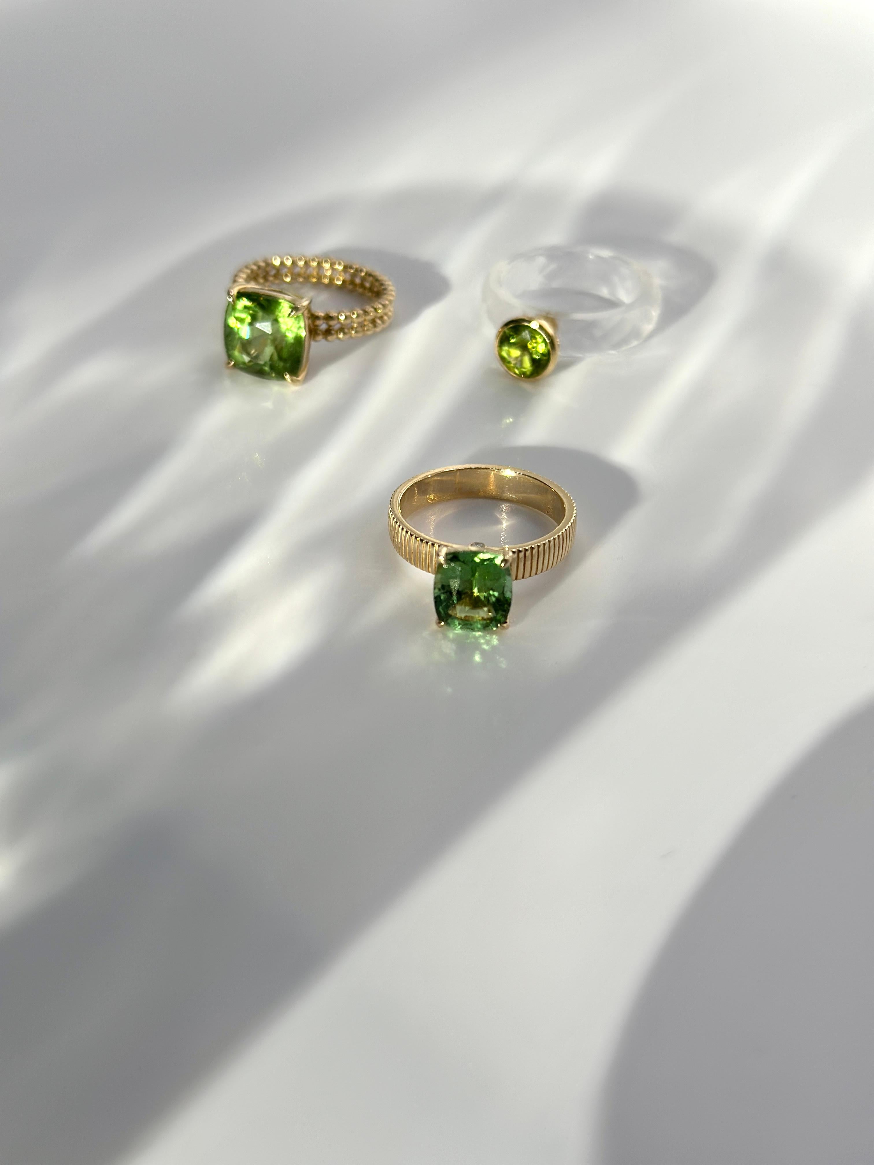 9k gold 5.95ct Myanmar Peridot Cocktail Ring For Sale at 1stDibs | vigo ...