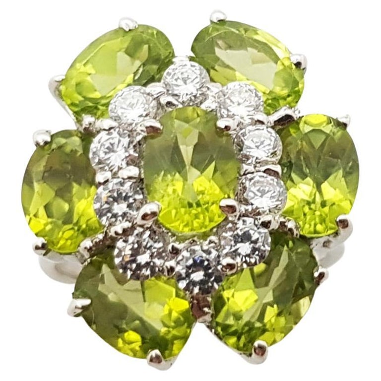 Peridot with Cubic Zirconia Ring set in Silver Settings For Sale at 1stDibs