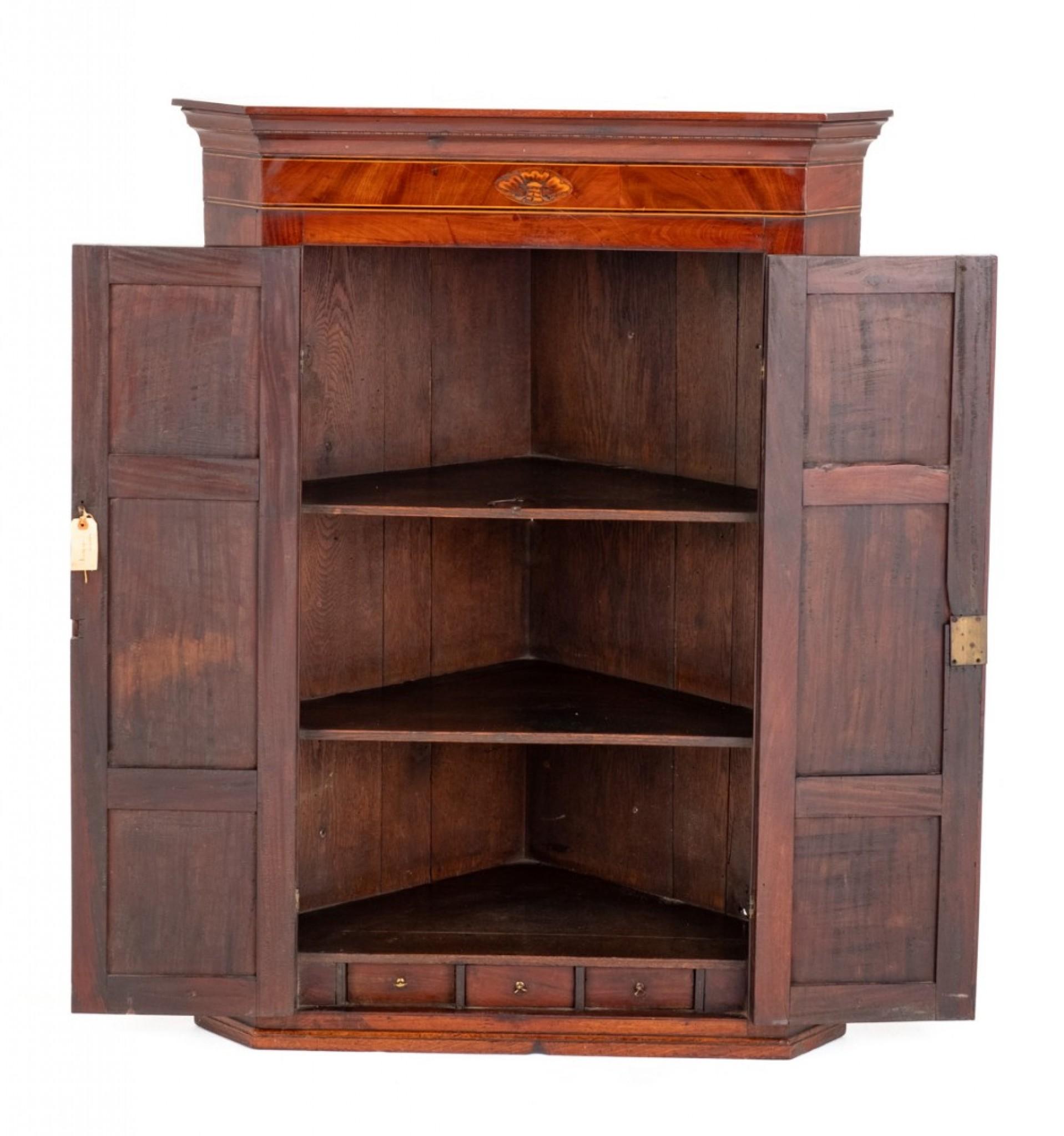 Period Georgian Corner Cabinet Mahogany 1800 For Sale at 1stDibs