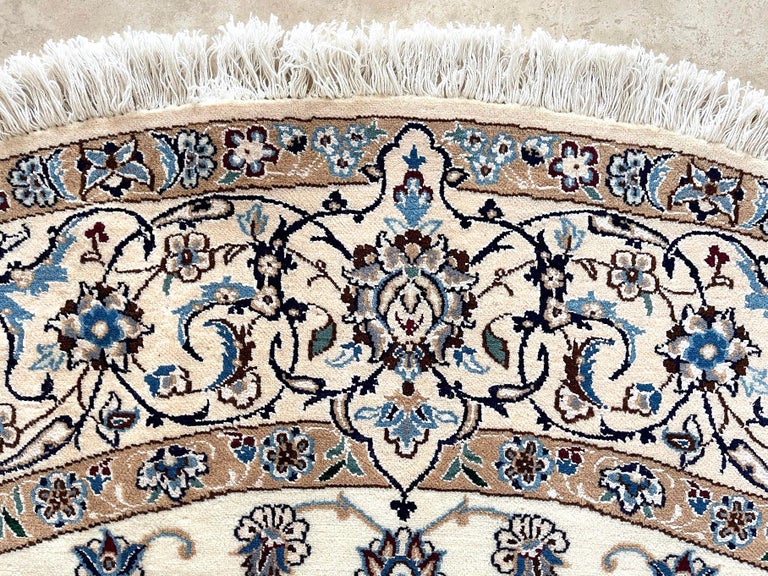 Persian Hand Knotted Medallion Floral Cream Blue Nain Round Rug For ...