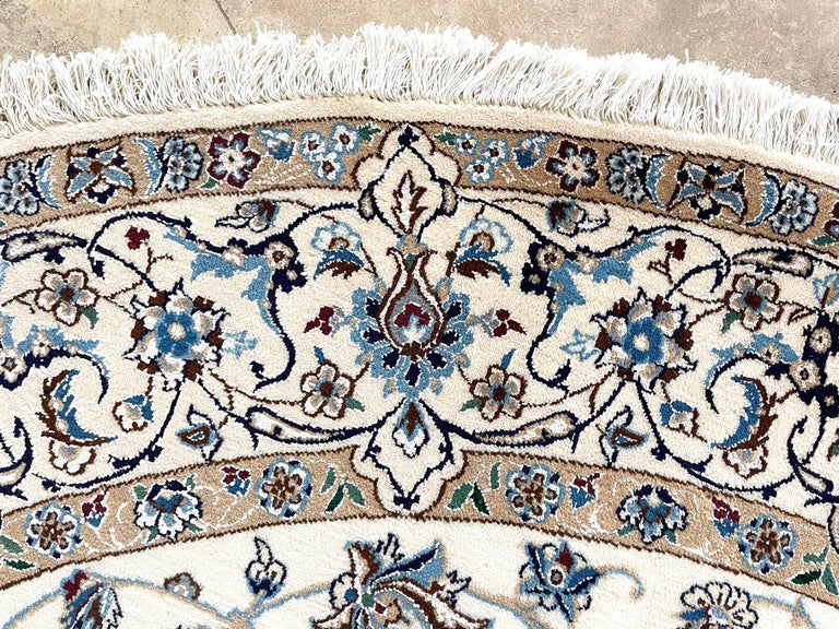 Persian Hand Knotted Medallion Floral Cream Blue Nain Round Rug For ...