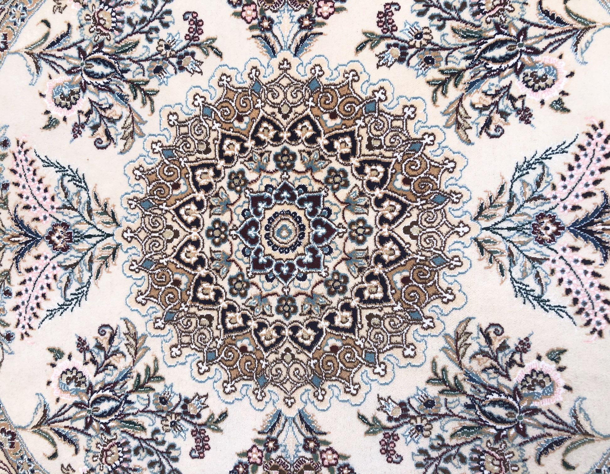 Persian Hand Knotted Medallion Floral Cream Blue Nain Round Rug For ...