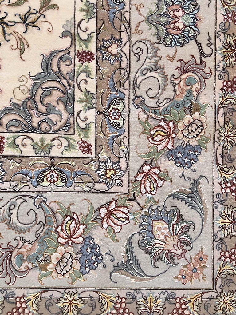 Persian Hand Knotted Medallion Floral Nouvinfar Design Tabriz Rug For ...