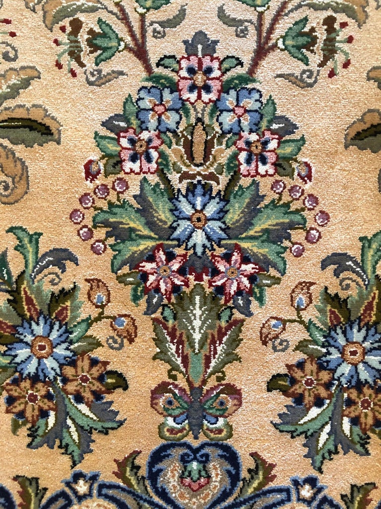 Persian Hand Knotted Medallion Silk Floral Isfahan Rug For Sale at 1stDibs