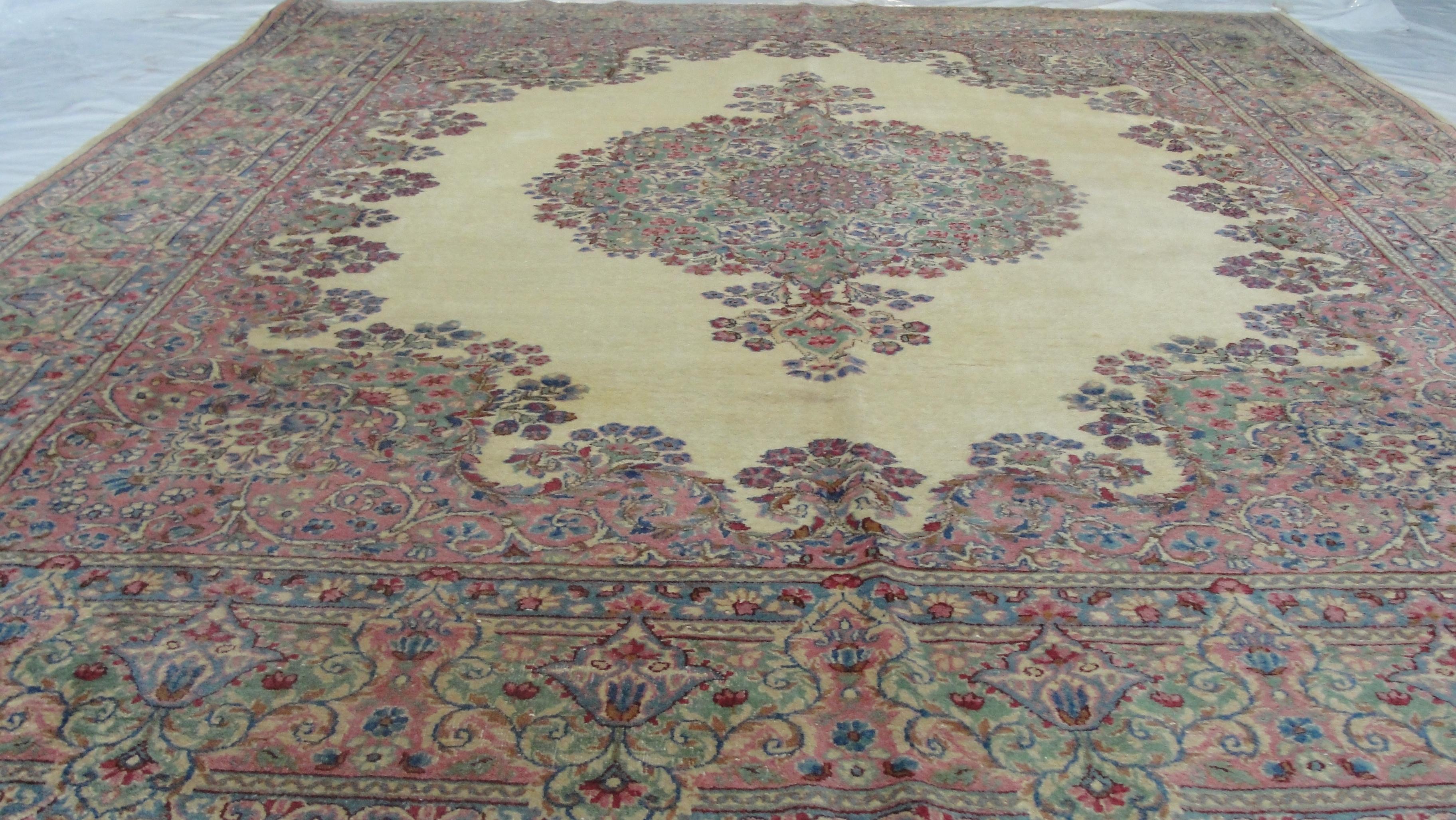 Persian Royal Kerman Rug at 1stDibs | royal persian rugs, imperial ...