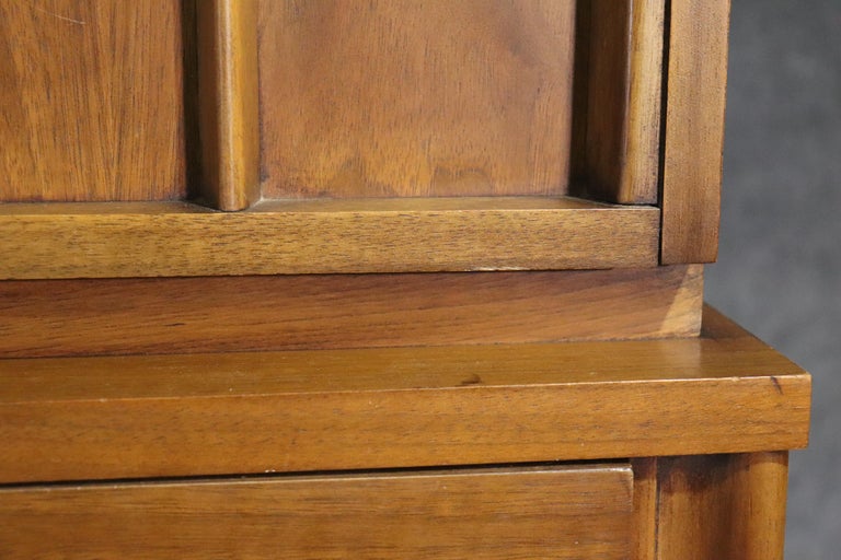 Perspecta Series Bedroom Set by Kent Coffey For Sale at 1stDibs