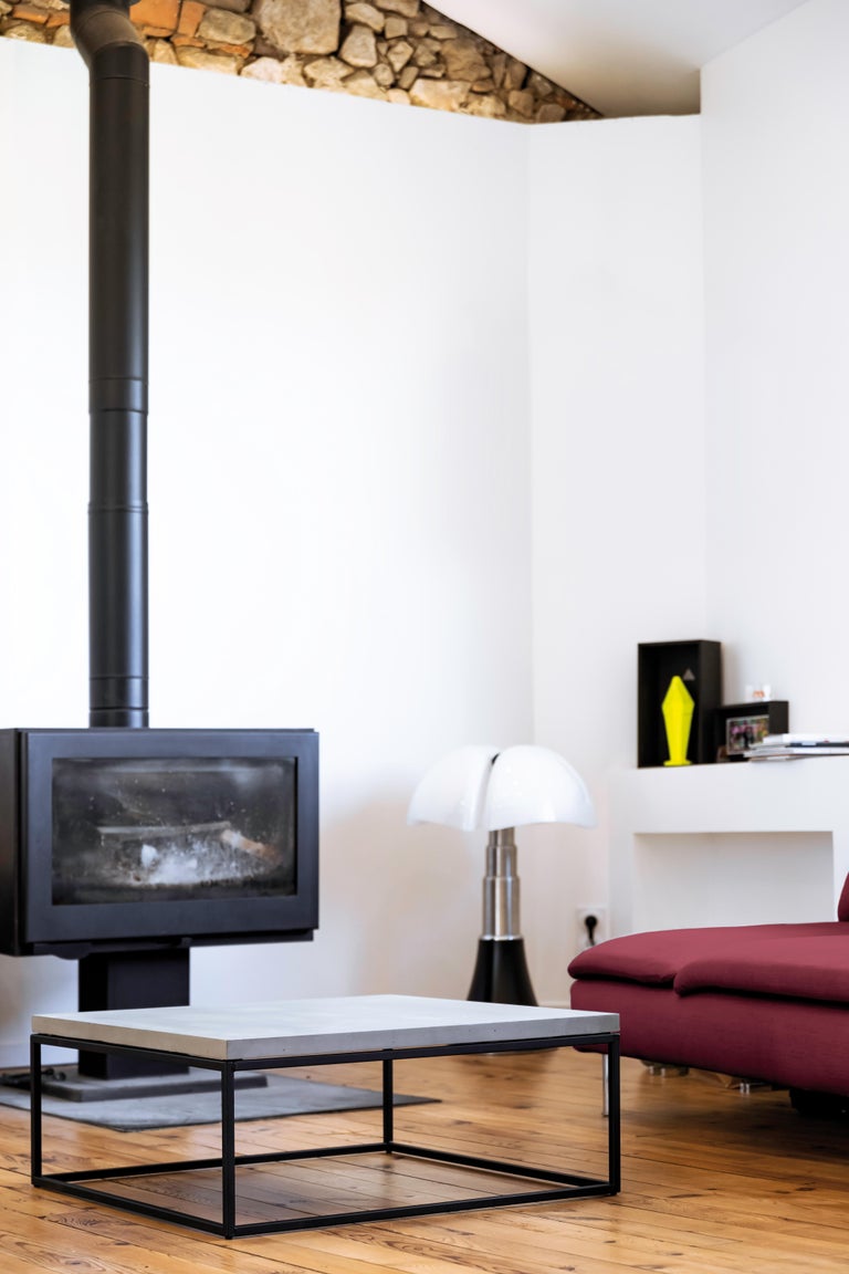 Perspective 1000x1000 Coffee Table Black For Sale at 1stDibs