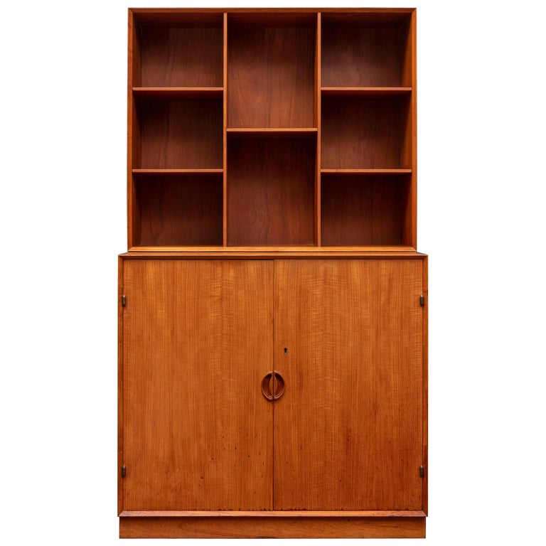 Peter Hvidt and Orla Molgaard Nielsen Danish Bookshelf For Sale at 1stDibs