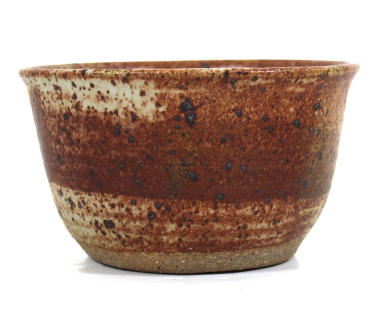 Peter Sabin Mid-Century Style Art Pottery Bowl For Sale at 1stDibs
