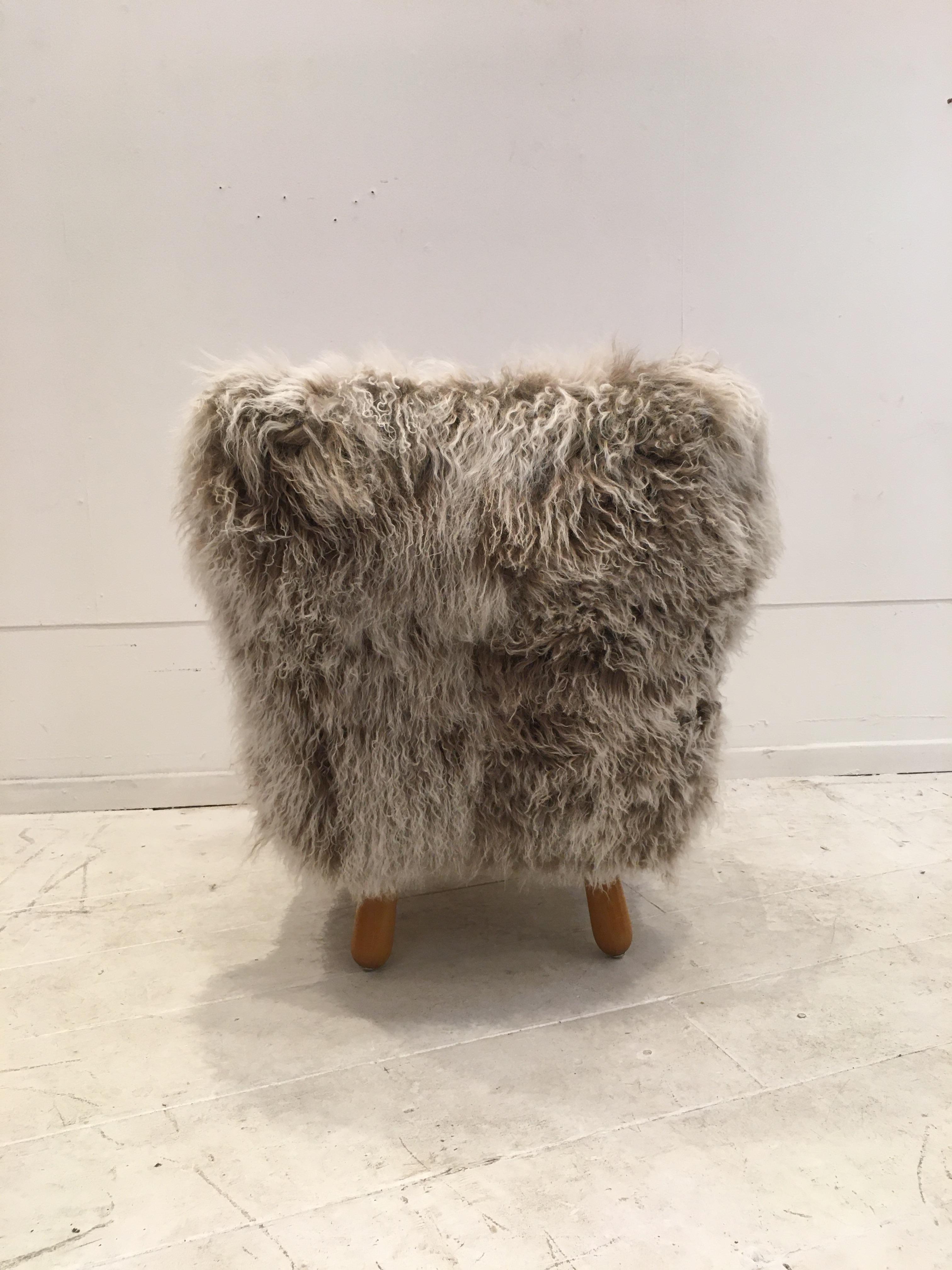 Philip Arctander Clam Armchair at 1stDibs