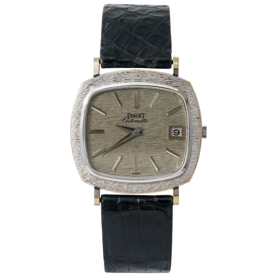 Piaget Dress 12421 A6 Vintage Unisex Watch in 18K Gold For Sale at 1stDibs
