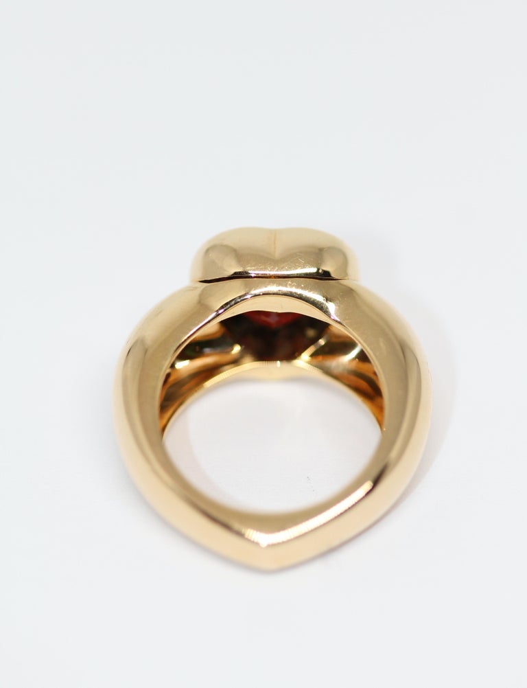 Piaget 18k Rose Gold Garnet Heart Ring For Sale at 1stDibs