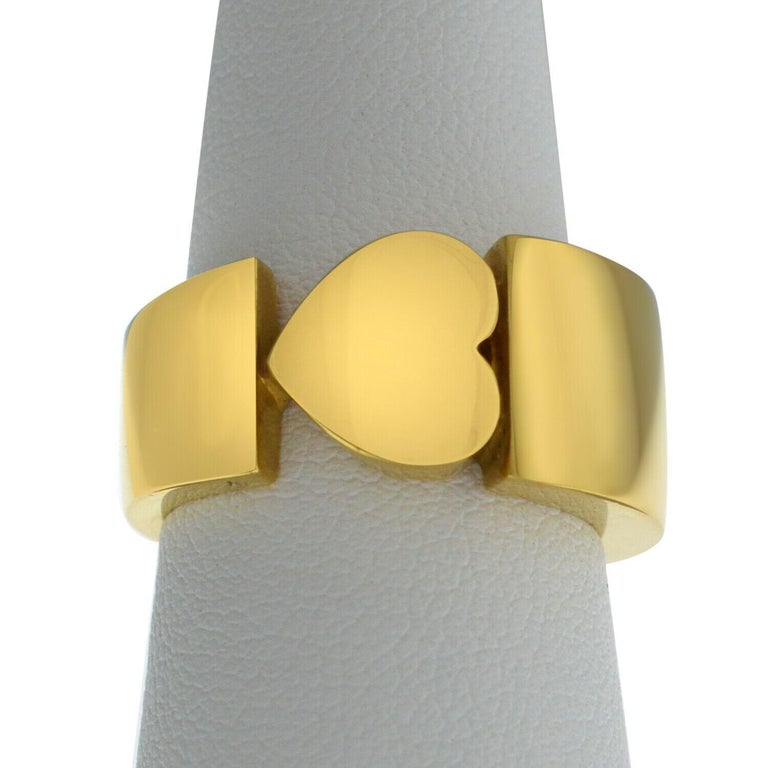 Piaget 18 Karat Yellow Gold 15 Grams Heart Ring For Sale at 1stDibs