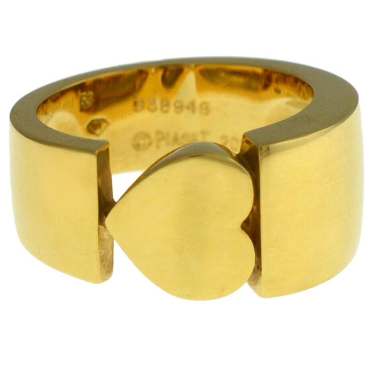 Piaget 18 Karat Yellow Gold 15 Grams Heart Ring For Sale at 1stDibs