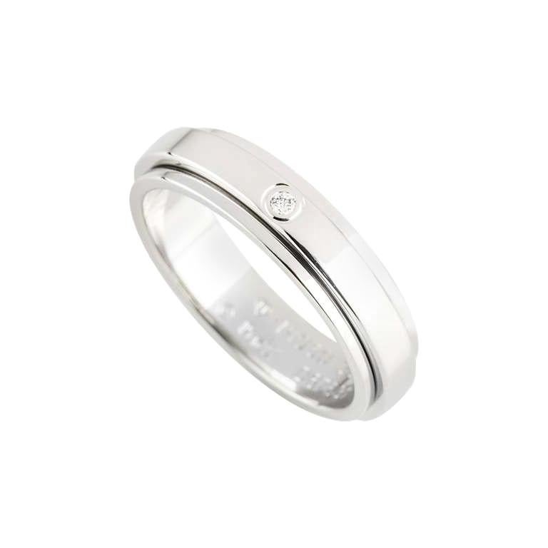 Piaget Gold Possession Ring For Sale at 1stDibs | piaget ring box ...