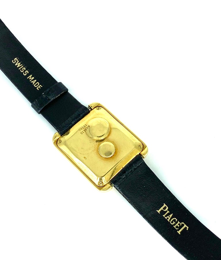 Piaget Stepped Case 18k Solid Gold Watch circa 1980’s For Sale at 1stDibs