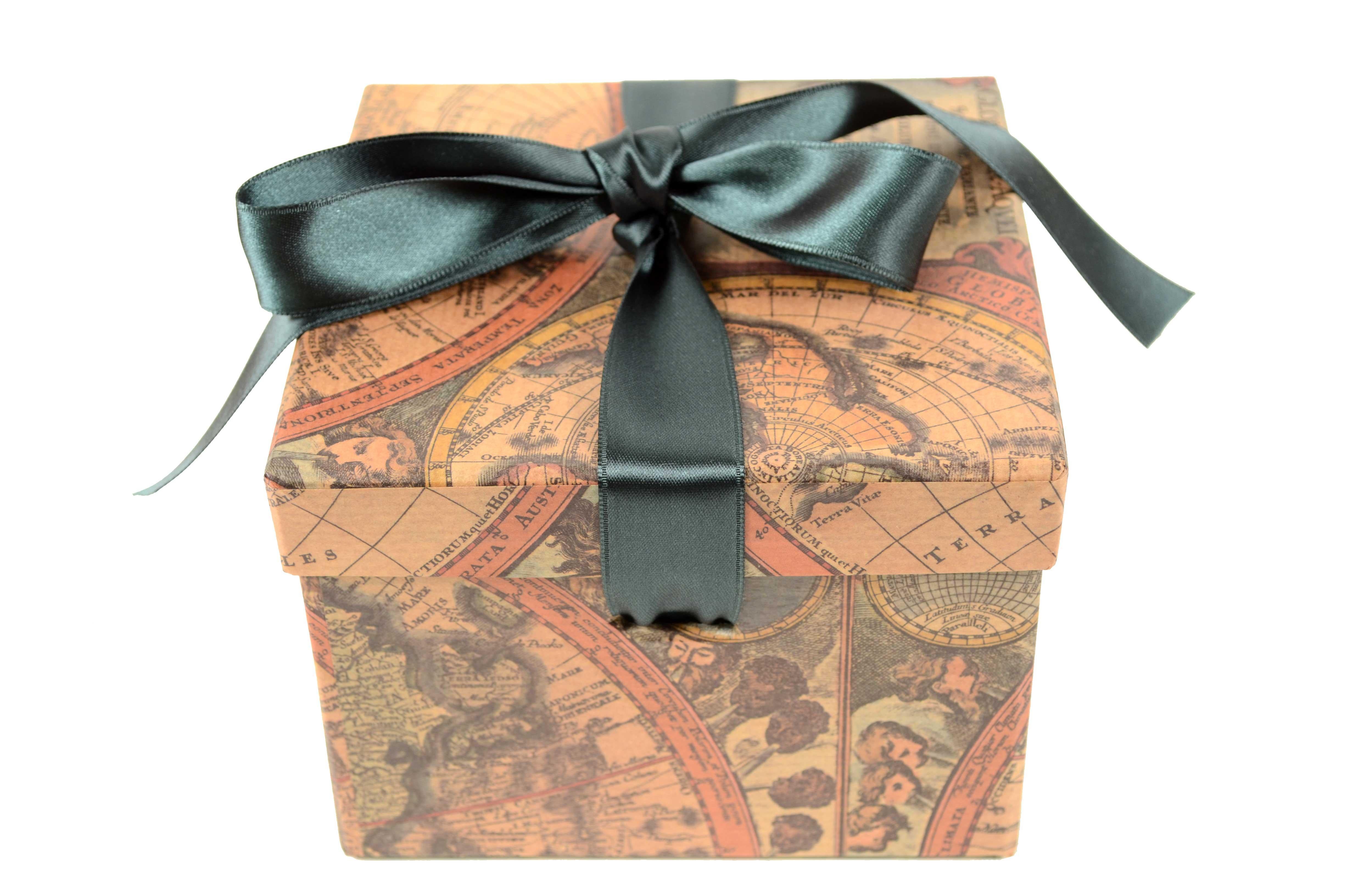 Small traveler's pocket compass, Victorian-era turned brass For Sale at ...