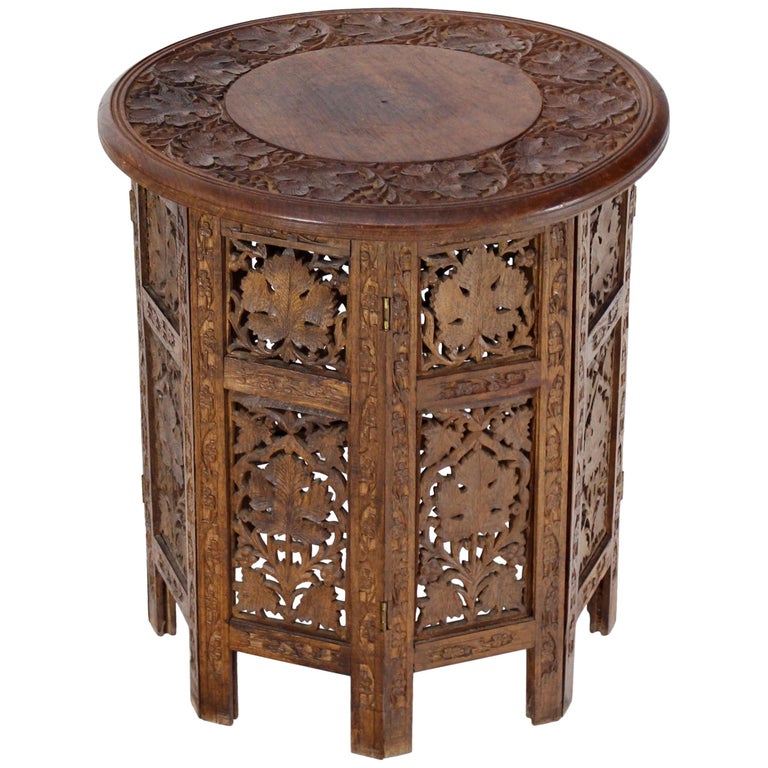 Pierced Carving Folding Round Side Occasional Table For Sale at 1stDibs