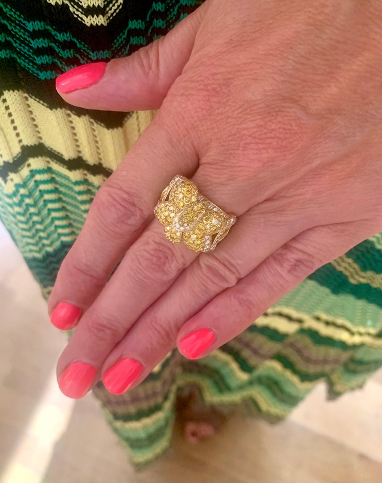 Pierre Brun Flower 3 Carats Yellow and White Diamonds 18K Yellow Gold ...