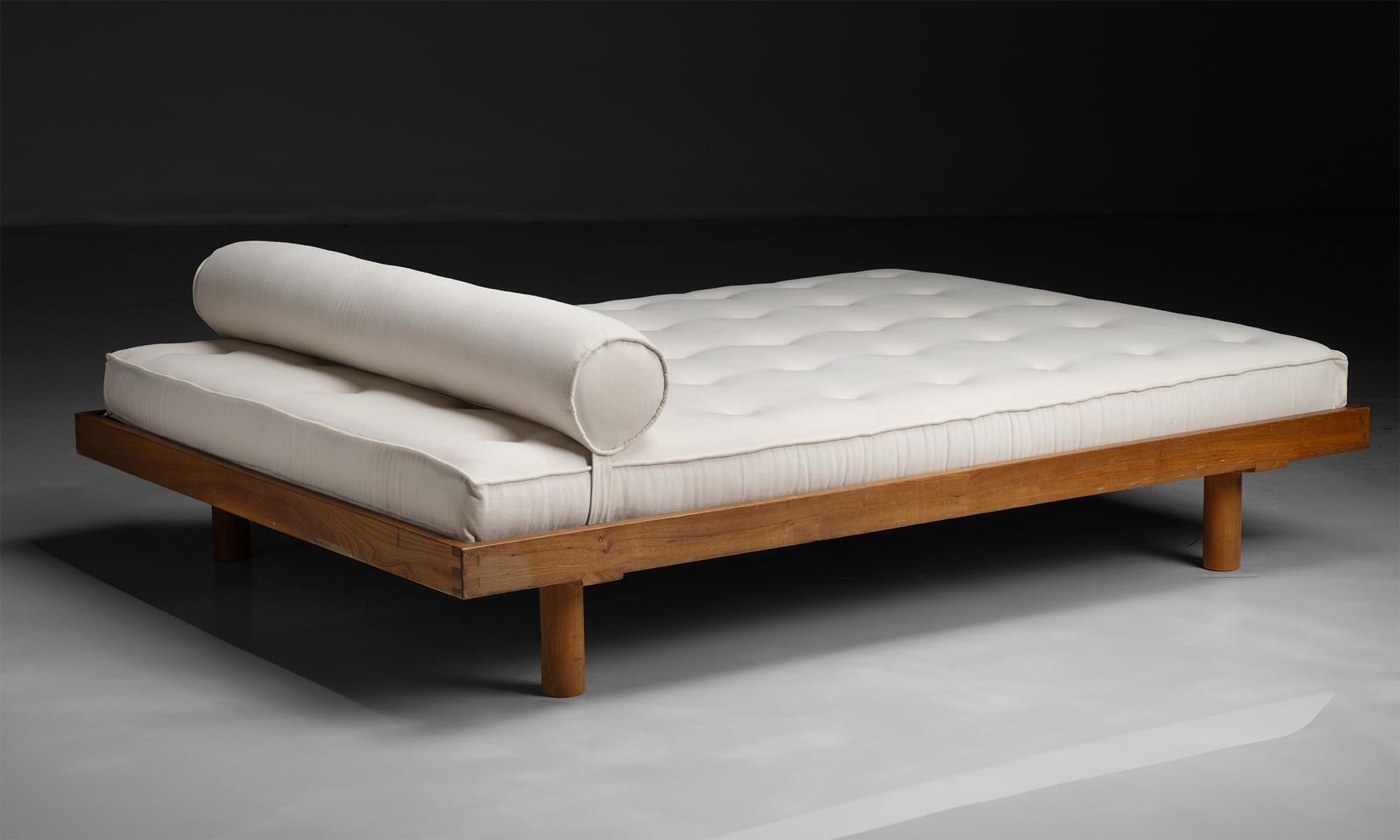 Pierre Chapo Daybed, France circa 1965 For Sale at 1stDibs