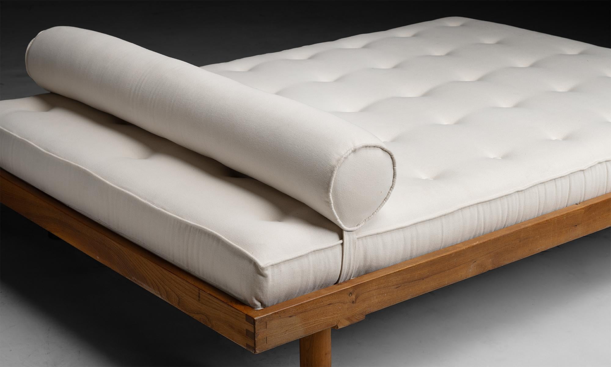 Pierre Chapo Daybed, France circa 1965 For Sale at 1stDibs